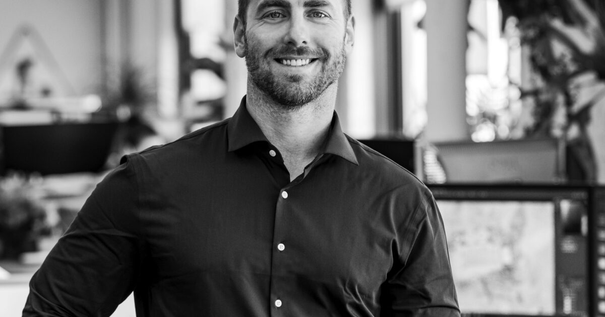 Hoerr Schaudt | James Navratil